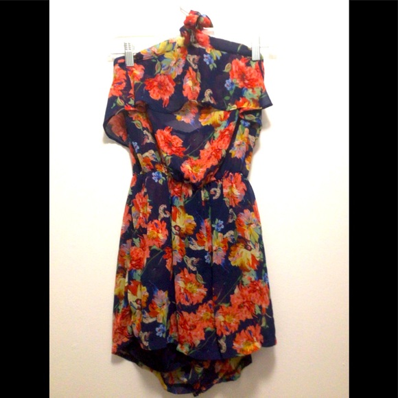 Carmin | Dresses | Carmin In Womens Short Floral Lined Halter Neck Tie ...